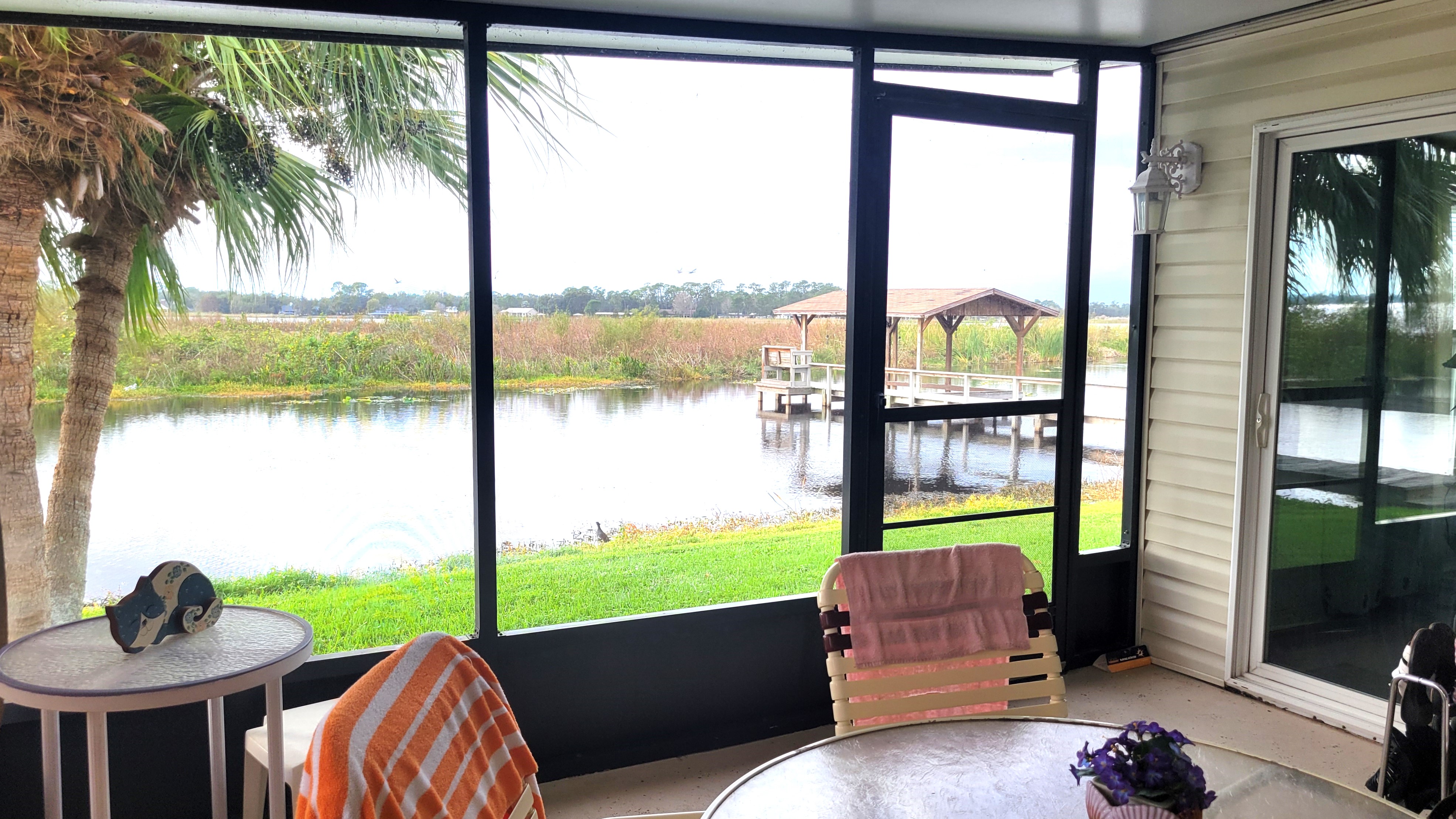 27 513 Screened Room Overlooking Lake – Lake Region Village